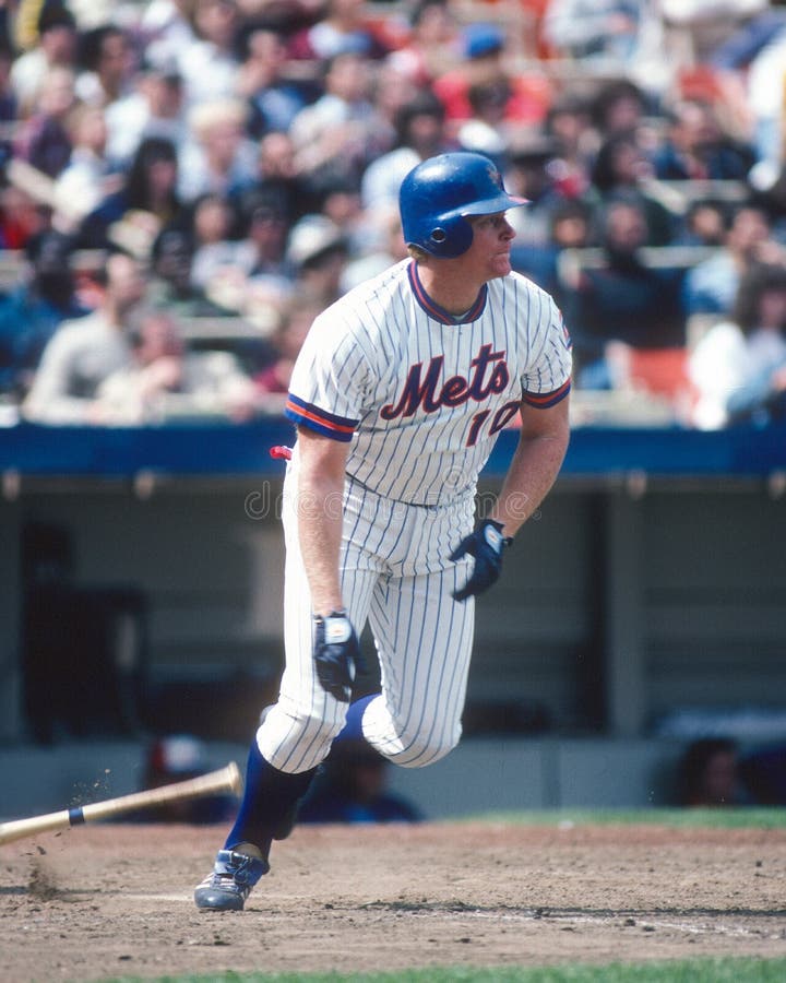 Rusty Staub editorial image. Image of rusty, slide, baseball - 74624890