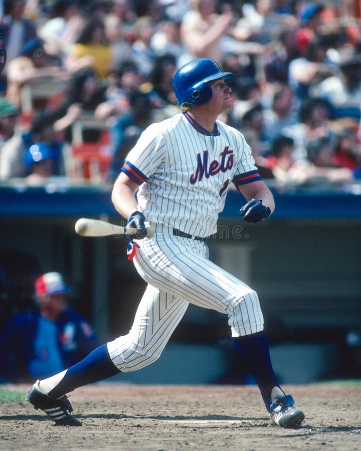 Rusty Staub editorial image. Image of rusty, slide, baseball - 74624890