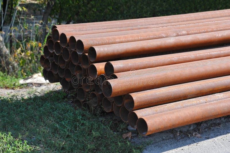 Rusty steel pipe stock photo. Image of cylinder, pattern - 34913332