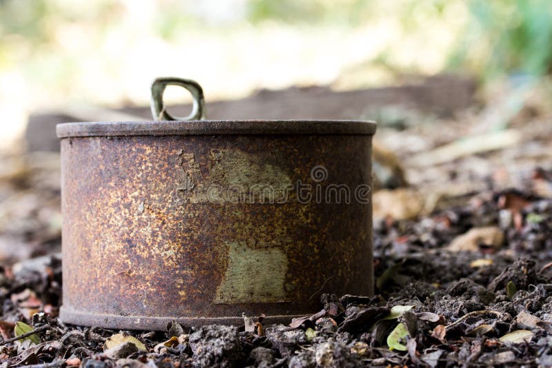 432 Open Rusty Tin Can Stock Photos - Free & Royalty-Free Stock Photos ...