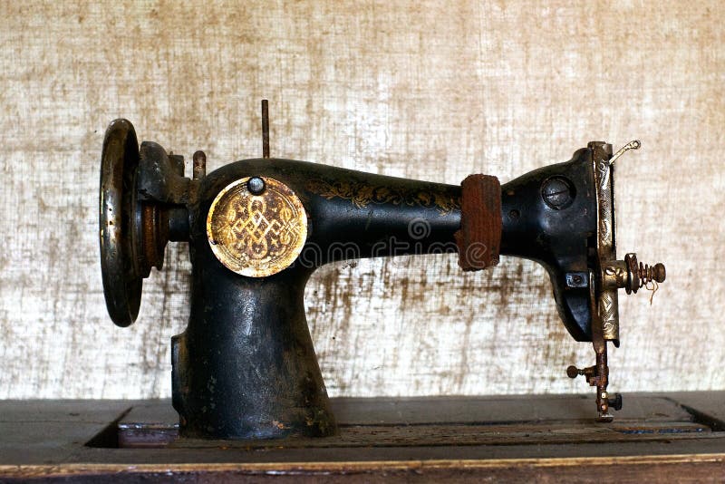 Rusty Vintage Sewing Machine Stock Photo - Image of tailor, museum ...