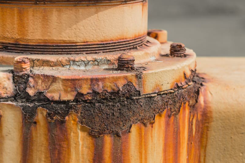 PVC Water Leak Pipe, Building Drainage Pipes Crack Seep Problem Need To ...