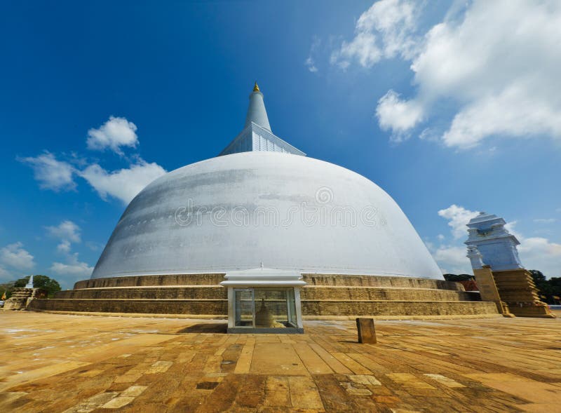 Ruvanmali Maha Stupa Anuradhapura Stock Image - Image of east, clear ...