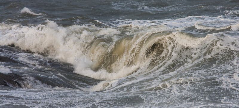 Ruwe Zee Na De Storm Op Ile Rousa Op Corsica Stock Foto - Image of ...