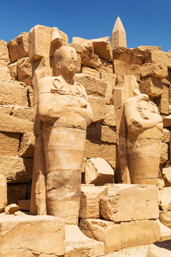 Ruínas Do Templo De Karnak Em Luxor, Egito Foto de Stock - Imagem de ... Ruínas Do Templo De Karnak Em Luxor, Egito Foto de Stock - Imagem de ...