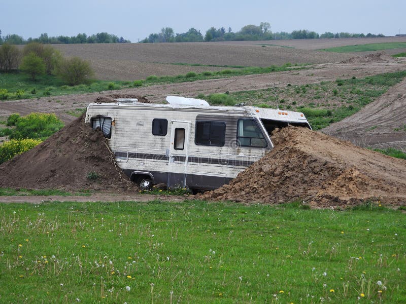RV stuck in the mud stock image. Image of home, view - 219288325