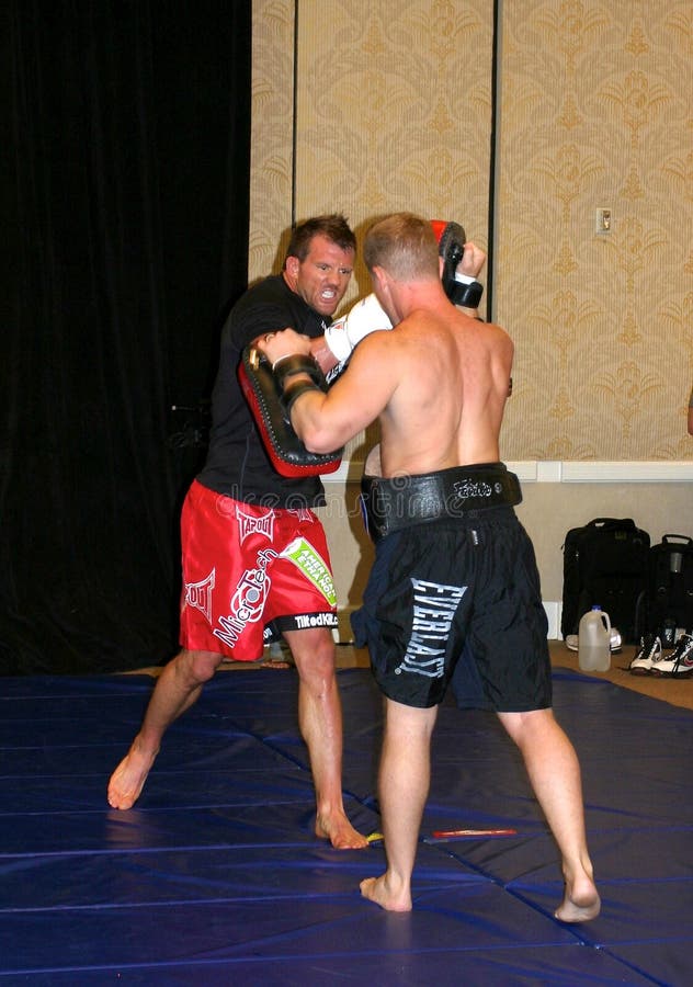 Ryan Bader UFC Fighter editorial photography. Image of workout - 27154717