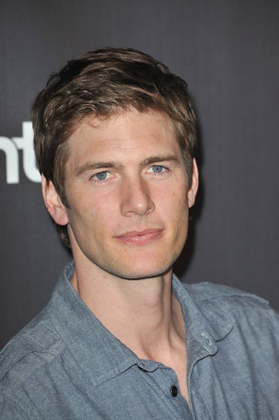 Ryan McPartlin foto de archivo editorial. Imagen de febrero - 26360568