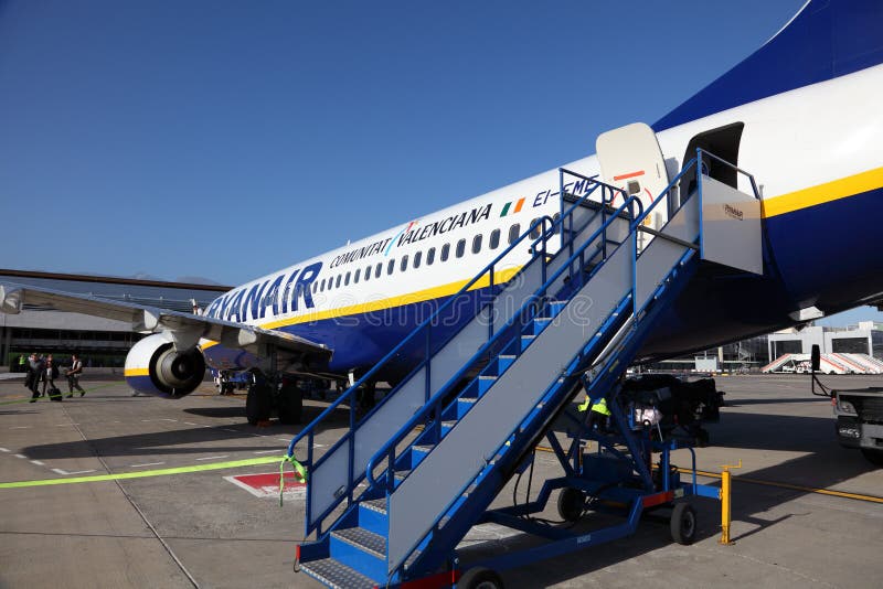 Ryanair Airplane at the Airport Editorial Photo - Image of flight ...