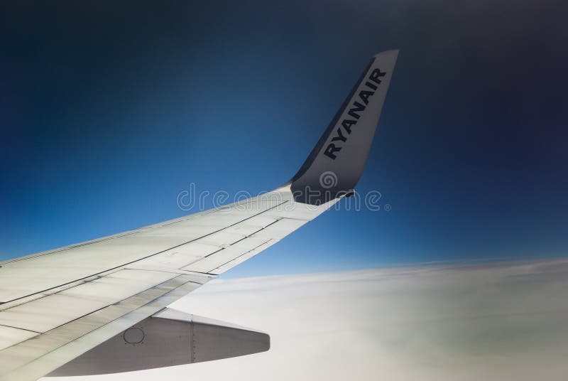 138 Boeing 737 800 Winglets Stock Photos - Free & Royalty-Free Stock ...