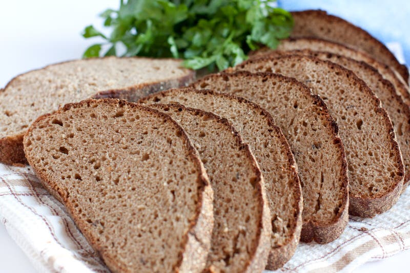 Rye bread, cut into chunks stock image. Image of black - 25091867