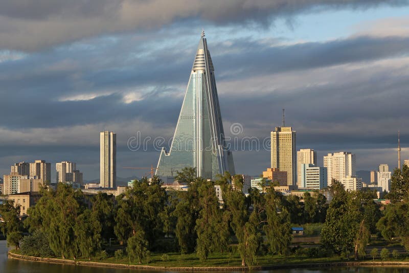 Ryugyong Hotel editorial image. Image of hotel, architecture - 27651105