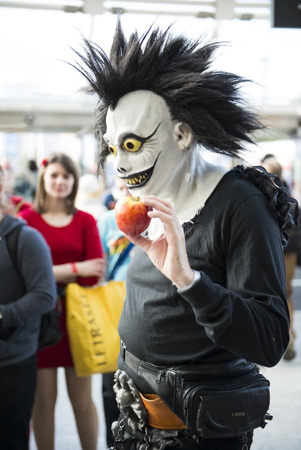 Ryuk cosplayers. editorial stock photo. Image of fantasy - 27384463