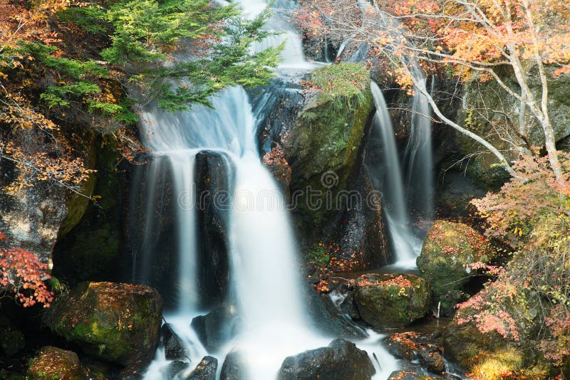Ryuzu (Dragon Head) Waterfall Stock Image - Image of leaves, flow: 16621667
