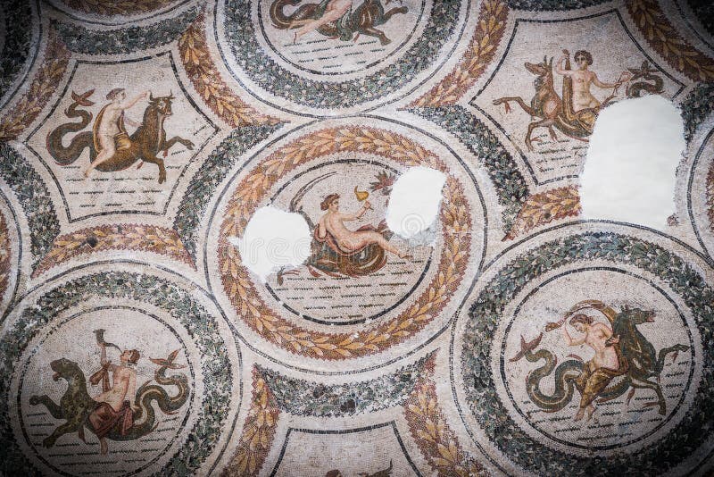 Rzymskie mozaiki obraz stock. Obraz złożonej z mozaika - 79875993