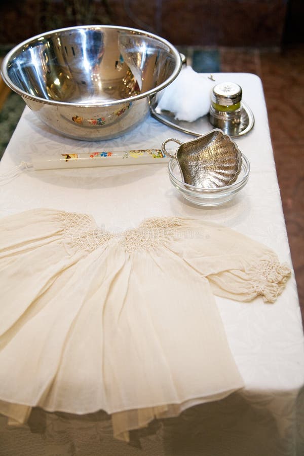 Símbolos Católicos Do Baptismo Imagem de Stock - Imagem de vela ...