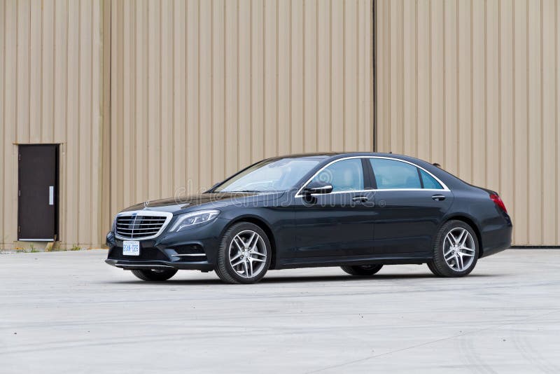 S-clase 2013 De Mercedes-Benz Top Model Sedan Imagen de archivo ...