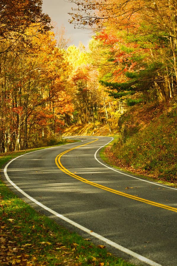 S-Curved Road on Skyline Drive Stock Photo - Image of mountains, ridge ...