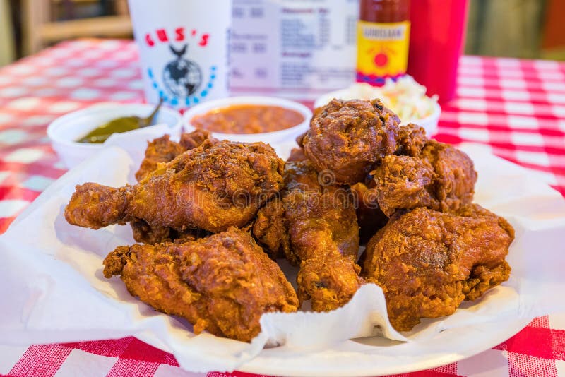 ` S Fried Chicken Famoso Del Gus Imagen de archivo - Imagen de famoso ...