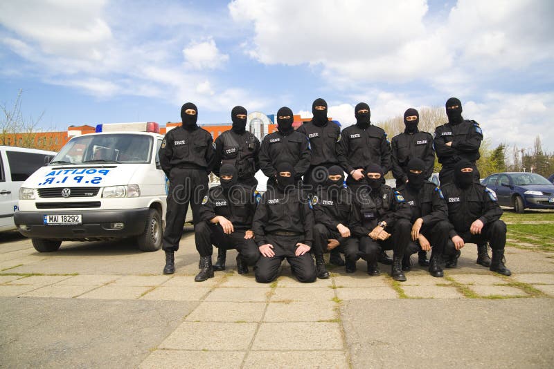 S.P.I.R - DPIR photo stock éditorial. Image of martial - 8372623