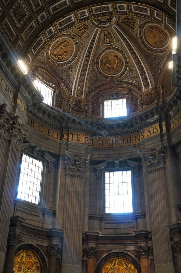 S. Pietro Basilica windows editorial photography. Image of dome - 23904912