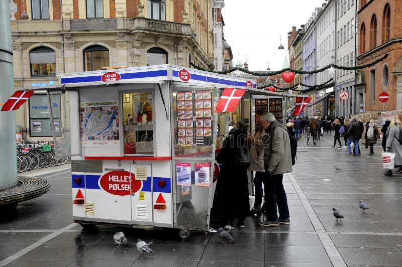 ` S POLSER DE HELLE DE LA COMIDA DEL PERRITO CALIENTE VAN_FAST Imagen ...