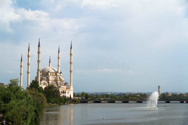 Sabanci Center Mosque in Adana Stock Image - Image of lake ...