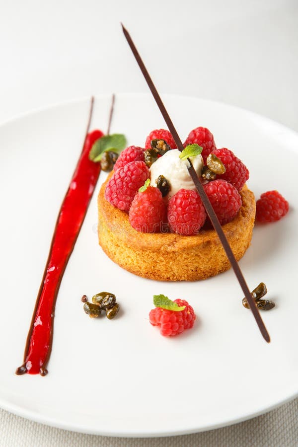 Sable Breton or Breton Shortbread with Vanilla Cream and Raspberry ...