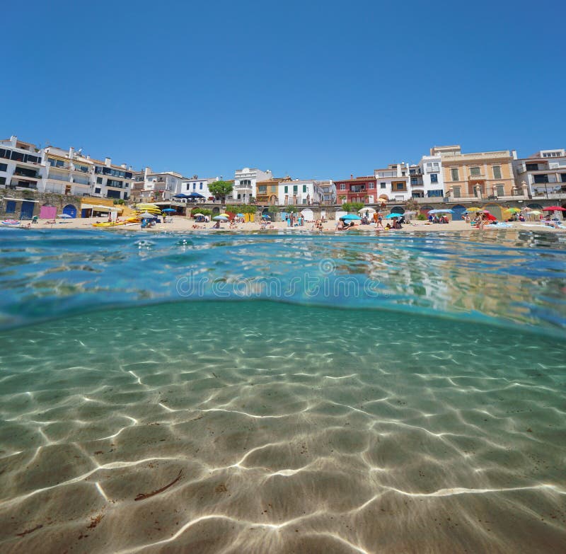 Plage Espagne De Calella De Palafrugell De Village Image stock - Image ...