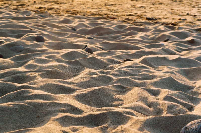 Sable De Mer Au Soleil, Plage Sablonneuse Image stock - Image du côte ...