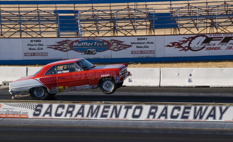 Sacramento Raceway editorial stock image. Image of race - 18816414