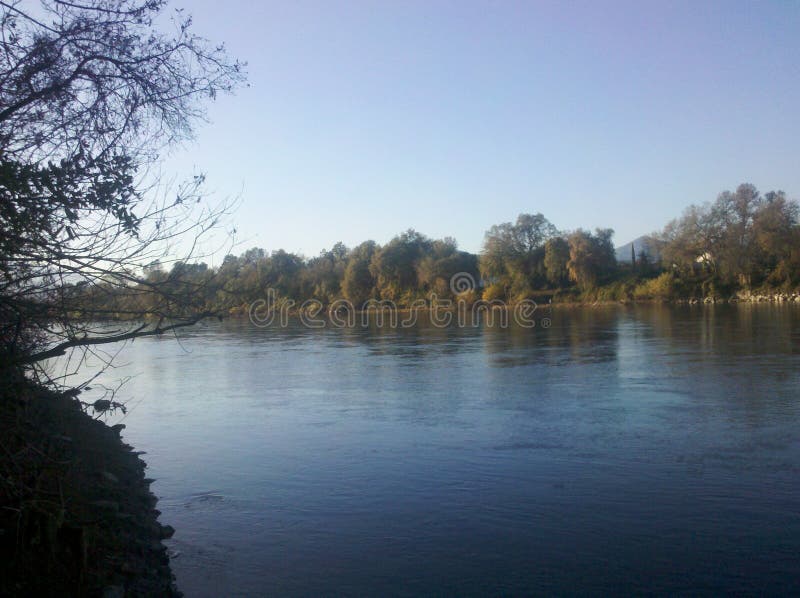 Sacramento river stock photo. Image of bank, river, redding - 90640666