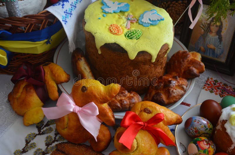 Sacred Easter Cake with Patterns of Pigeons and Crosses. Stock Photo ...