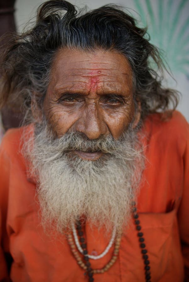 Sadhu indou image stock éditorial. Image du barbe, hindouisme - 44539829