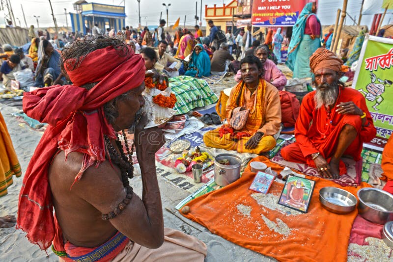 Sadhu indou en Inde photo éditorial. Image du ethnique - 13820866