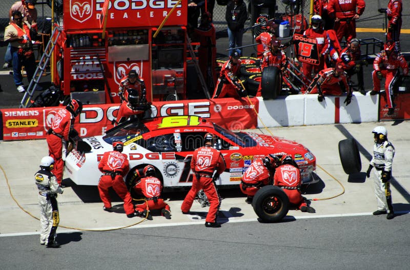 NASCAR - Pit Crew Changing Tires on Busy Pit Road Editorial Stock Photo ...