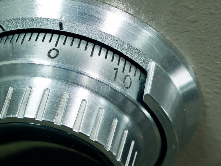 Safe Vault Combination Spinner Stock Image - Image of safe, numbers ...