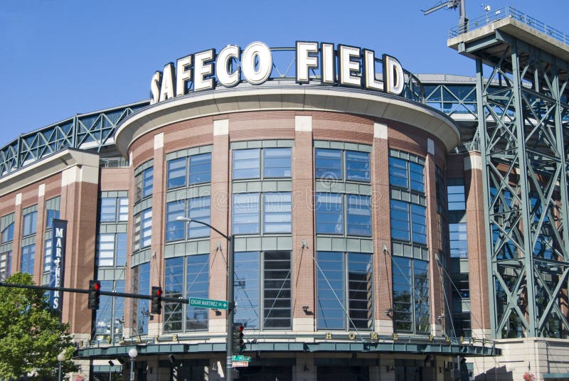 Safeco Field - Seattle Mariners Editorial Photo - Image of pitcher ...
