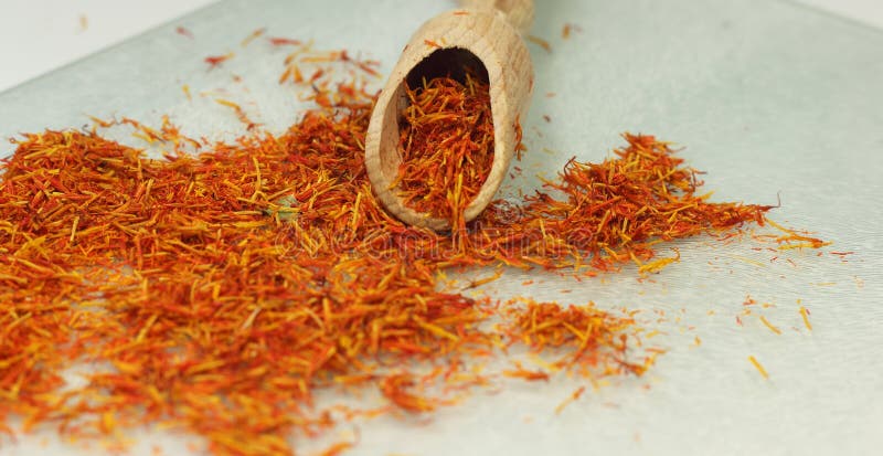 Saffran fotografering för bildbyråer. Bild av skopa, ingrediens - 58838209