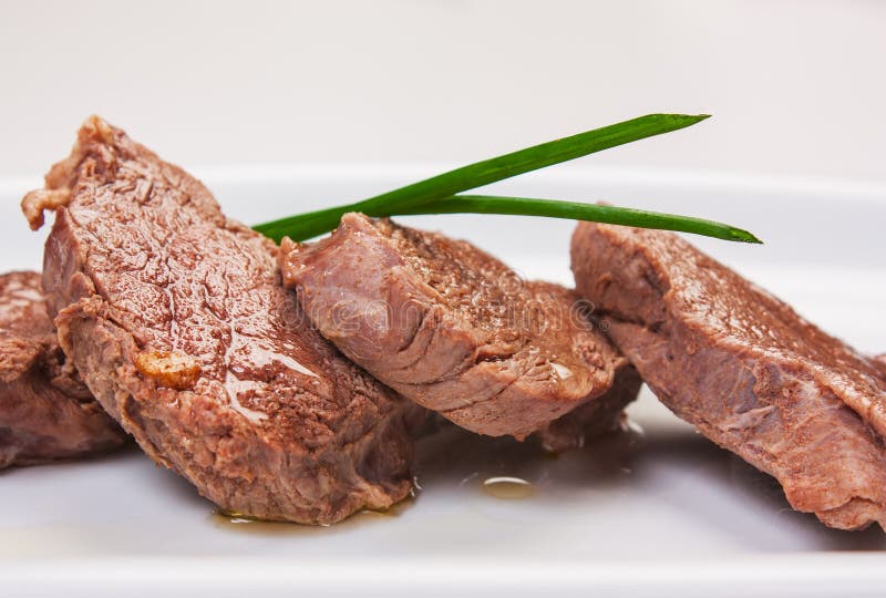Saftige Scheiben Des Roastbeefs Stockbild - Bild von beefsteak, kochen ...