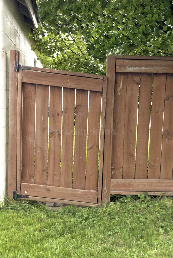 Sagging Gate stock image. Image of outside, fence, wood - 42910283