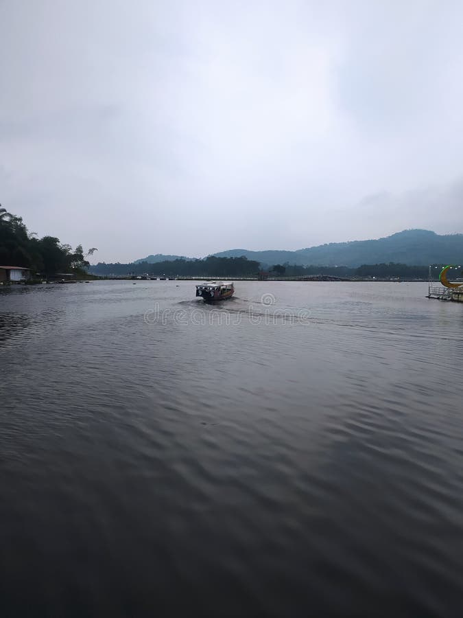 Saguling Estuary, West Bandung Stock Photo - Image of estuary, light ...