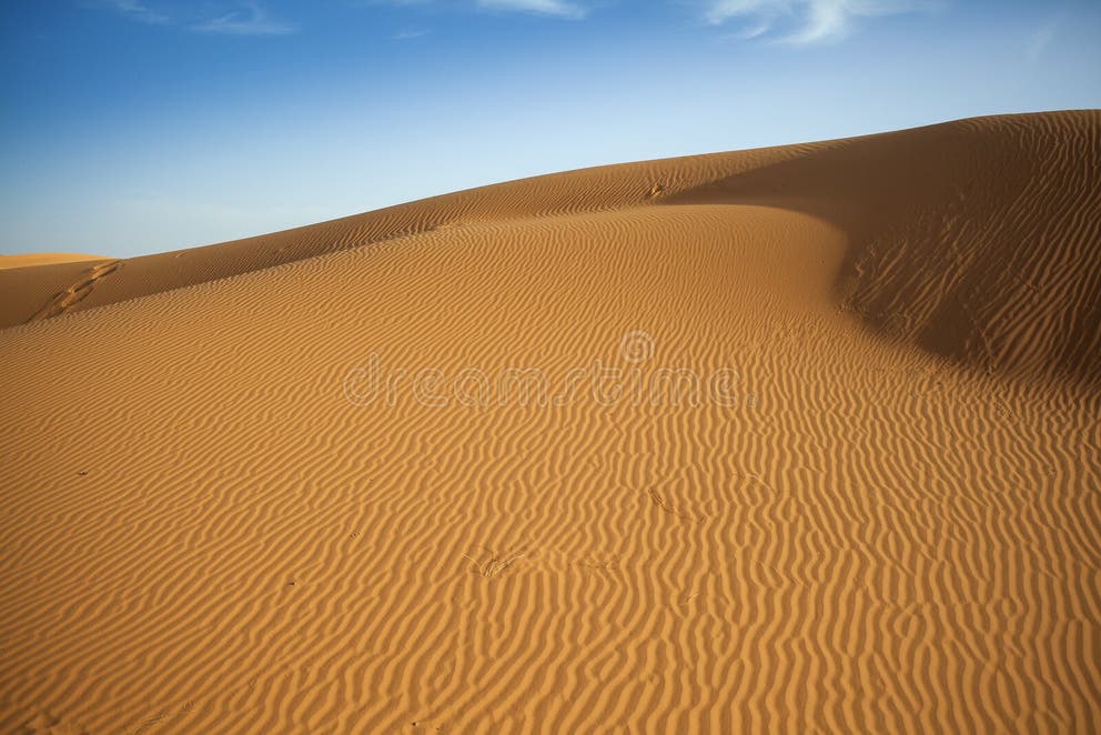 Sahara dunes stock image. Image of lebanon, outside, active - 33546567