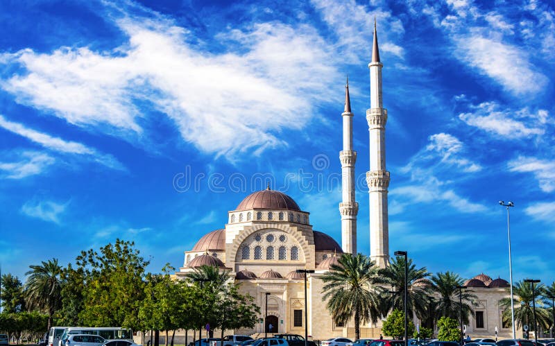 Said Bin Taimur Mosque in Muscat, Oman Stock Photo - Image of pray ...