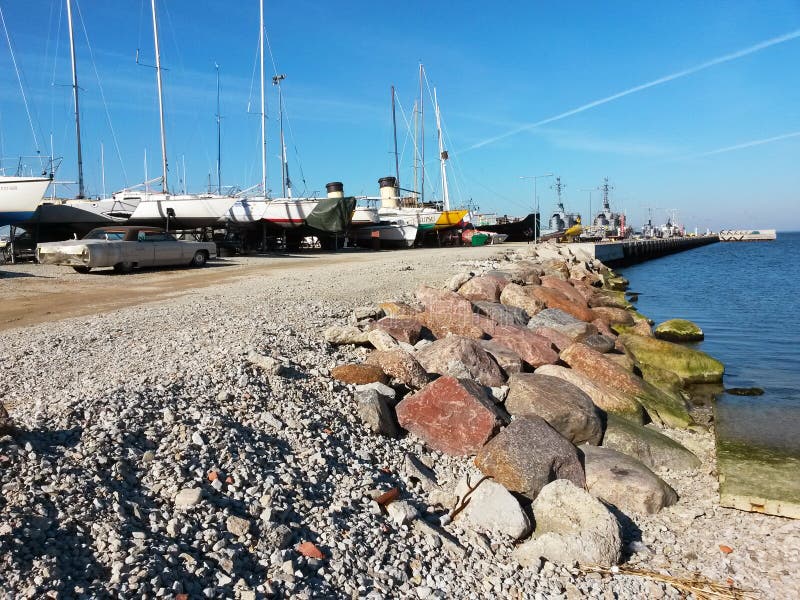 Sailboat in dry dock editorial photo. Image of boats - 51549196