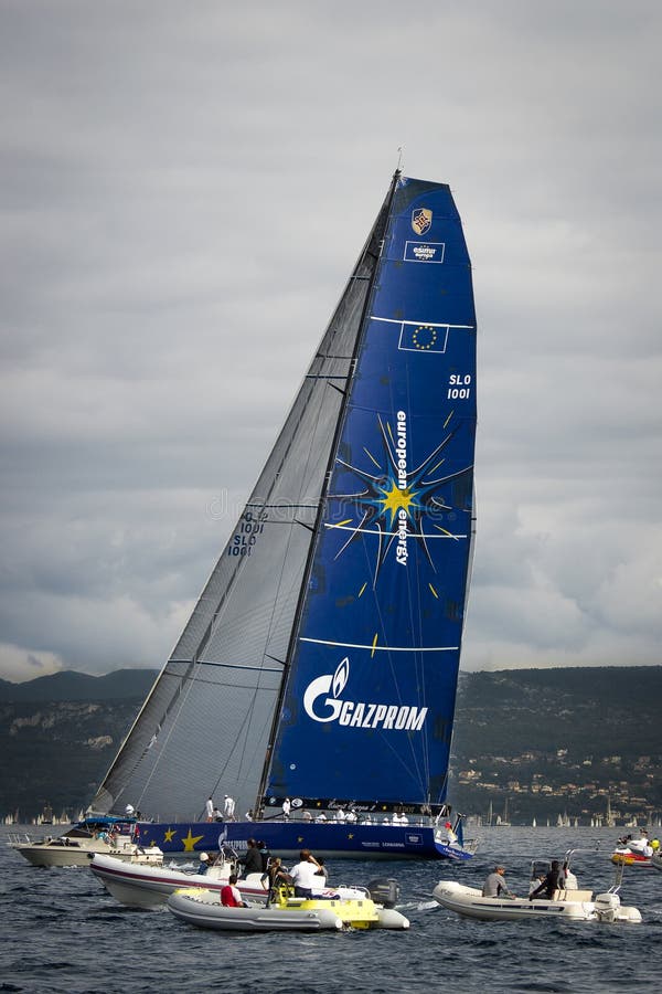 Sailboat during a race editorial image. Image of sailing - 27196555