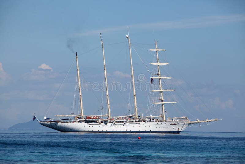 Sailing Clipper Under Full Sail Stock Image - Image of passage, rigging ...