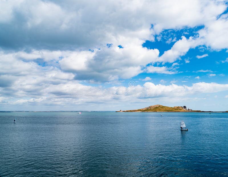 Sailing at Howth editorial stock image. Image of tranquil - 121791724