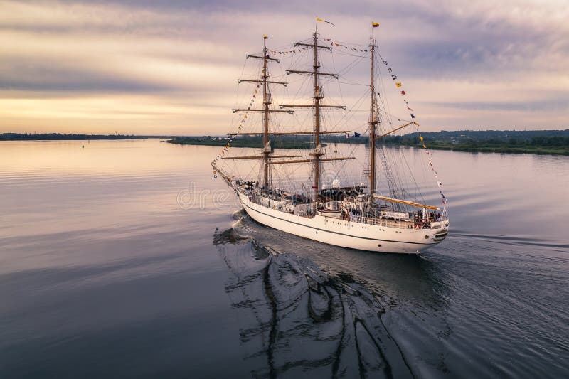 Sailing ship on course stock image. Image of vessel - 329011389