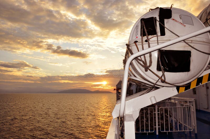 Sailing Towards the Sunrise Stock Image - Image of ocean, sunshine ...